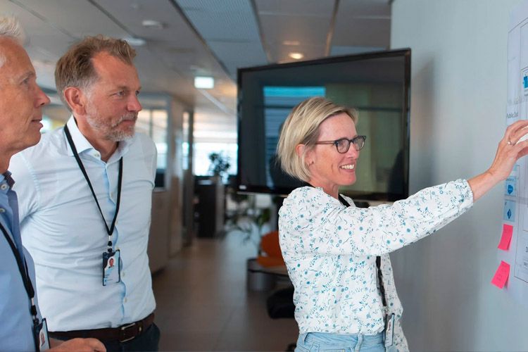 Det er menneskene i Telenor som pusher grenser, utfordrer og sørger for ...